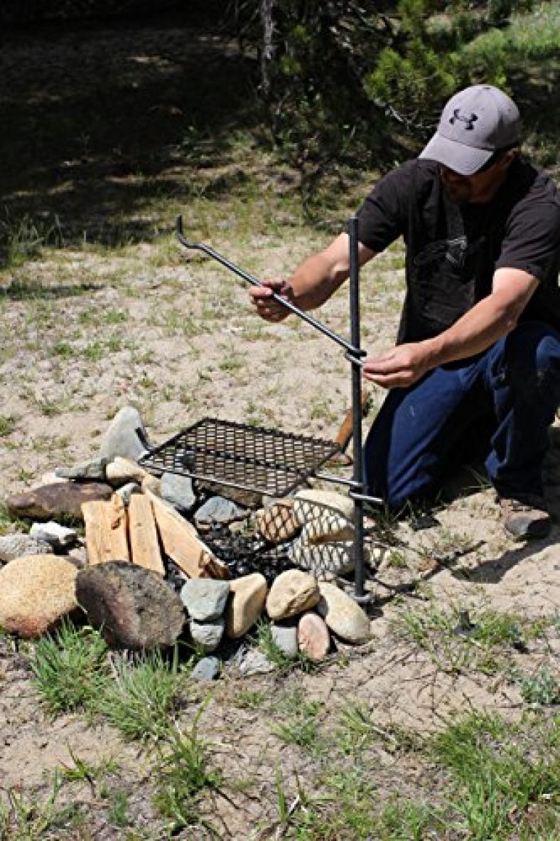 The Granite Campfire Pole Cooker for your outdoor trip | Campstuffs.com